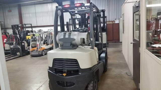 LP Gas Crown C5-1050-50 Pneumatic Tire 4 Wheel Sit Down