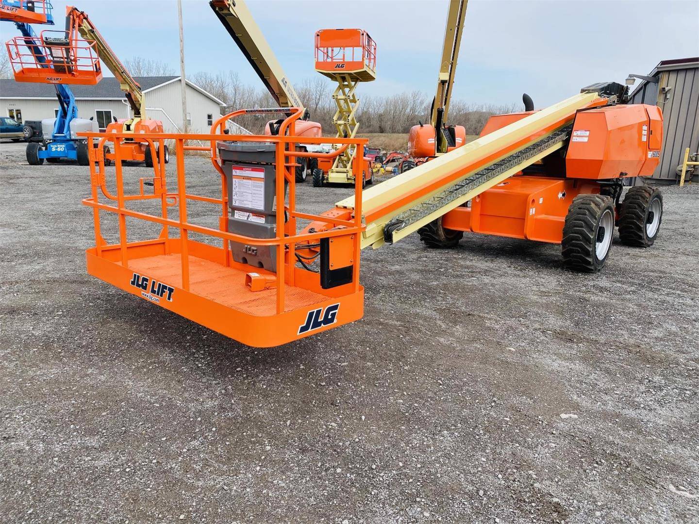 2011 Diesel JLG 600S Telescopic Boom