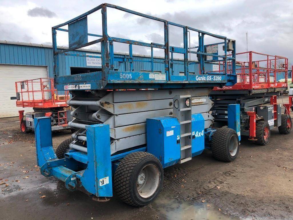 2002 Genie GS5390RT Rough Terrain