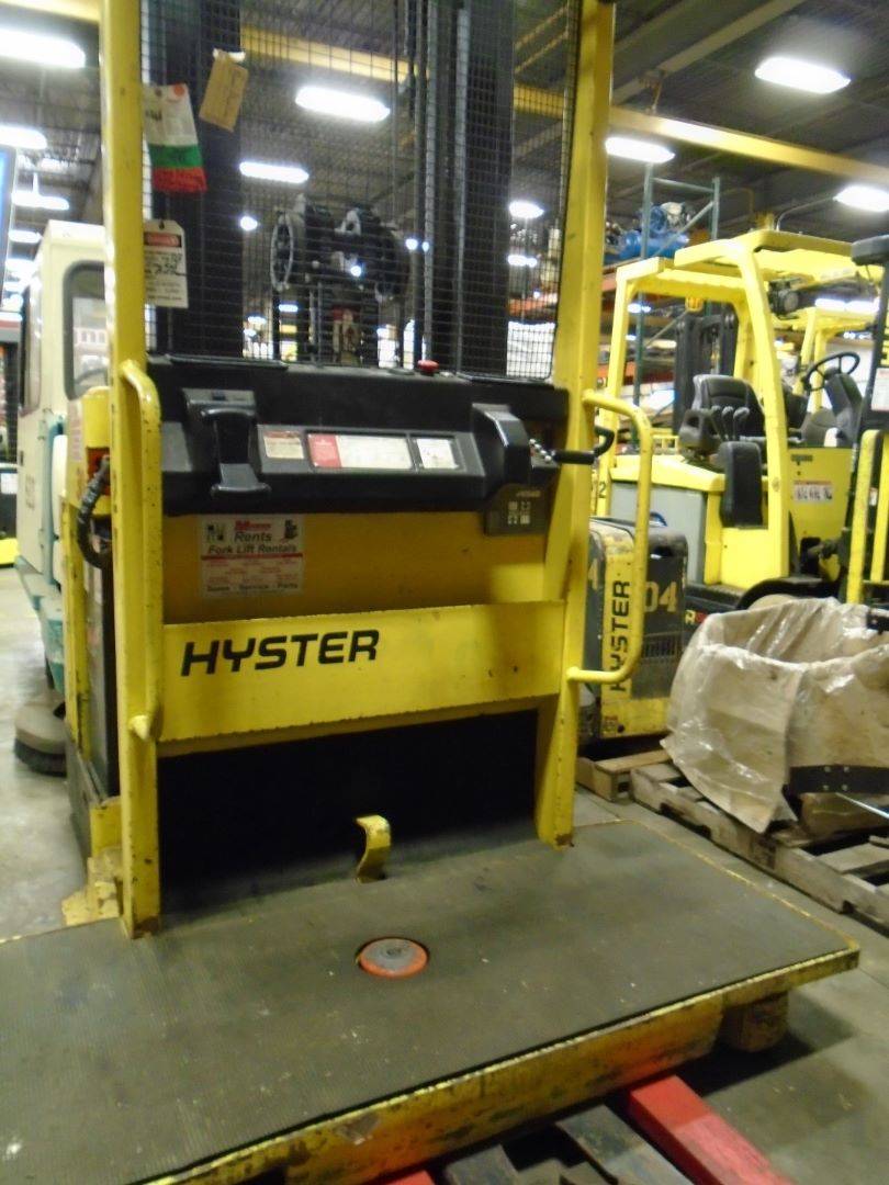 2003 Electric Hyster Sit Down Rider R30F - 123Forklift