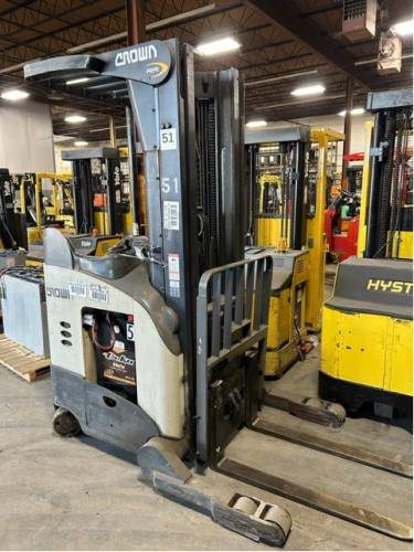 2013 Electric Crown Electric Narrow Aisle Single Reach | Eliftruck