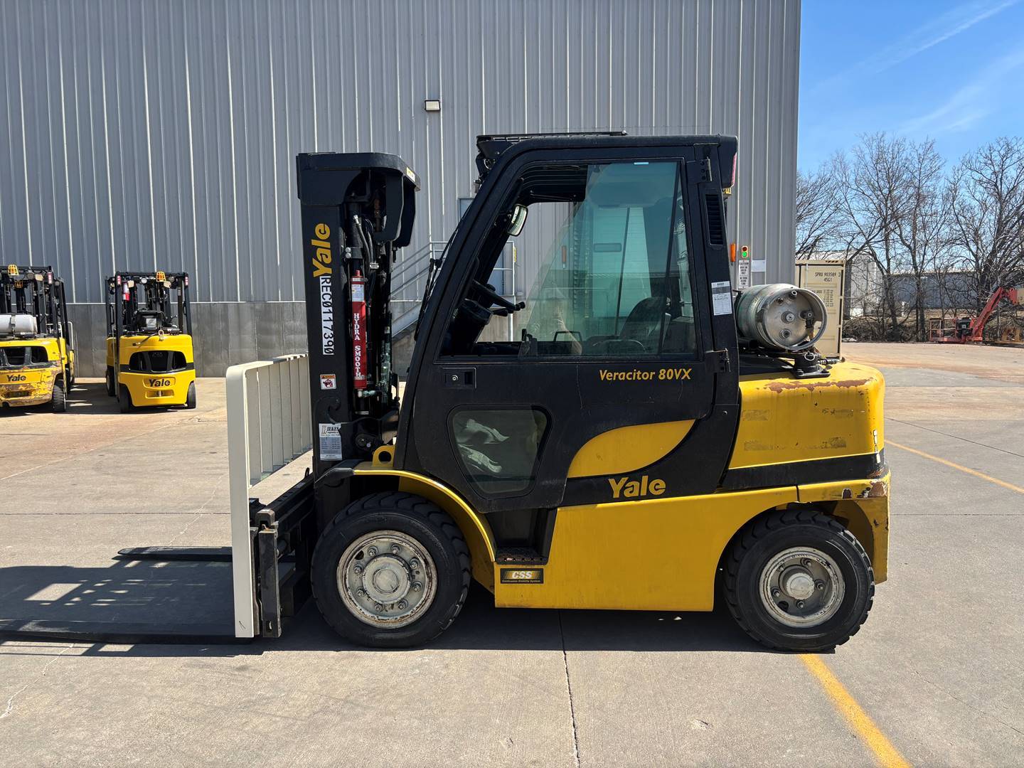 2018 LP Gas Yale Pneumatic Tire 4 Wheel Sit Down | Eliftruck