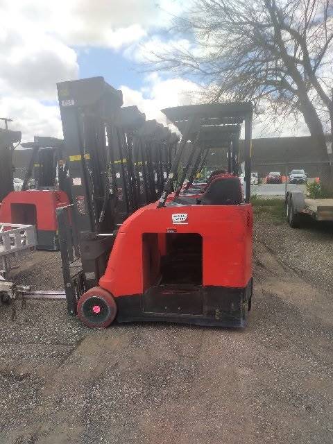 2014 Electric Raymond 4250 Electric Stand Up End Control (Docker)
