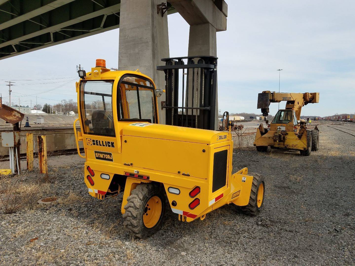 2019 Diesel Sellick STM-RJK4 Truck Mounted Forklift (Sod Loaders)