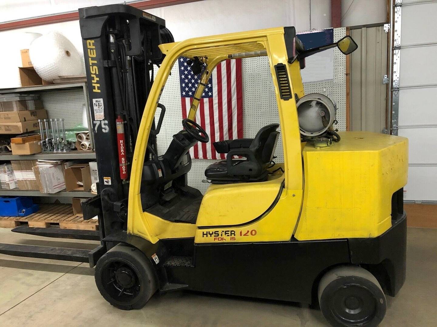 2016 LP Gas Hyster S120FT-PRS Cushion Tire 4 Wheel Sit Down (Indoor ...