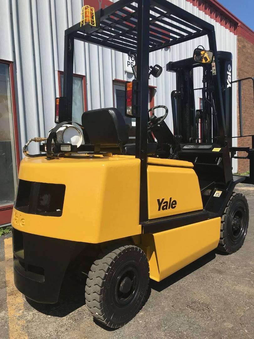 2002 LP Gas Yale GLP050 Pneumatic Tire 4 Wheel Sit Down