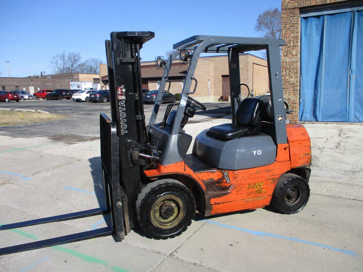 2000 LP Gas Toyota 7FGU25 Pneumatic Tire 4 Wheel Sit Down