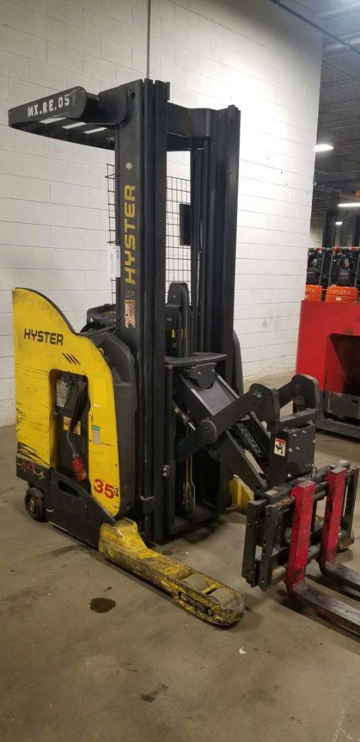 2013 Electric Hyster N35ZRS Electric Narrow Aisle Single Reach