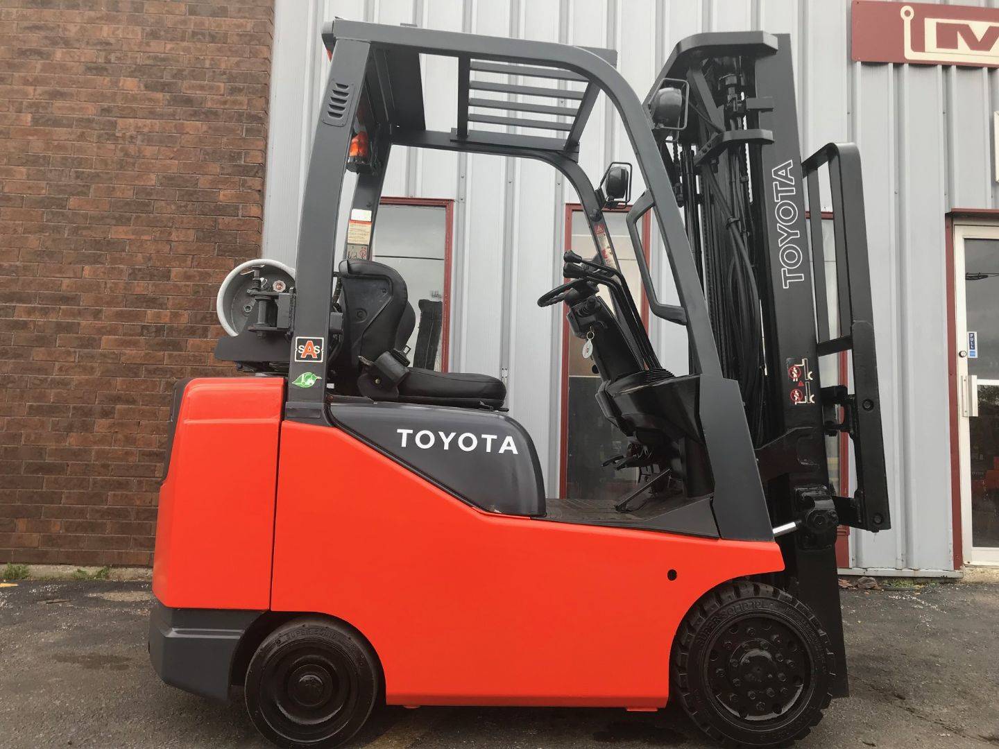 2011 LP Gas Toyota 8FGCSU20 Cushion Tire 4 Wheel Sit Down (Indoor ...