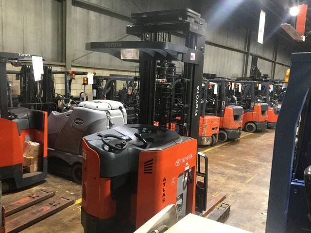 2016 Electric Toyota 9BDRU15 Electric Narrow Aisle Double Reach