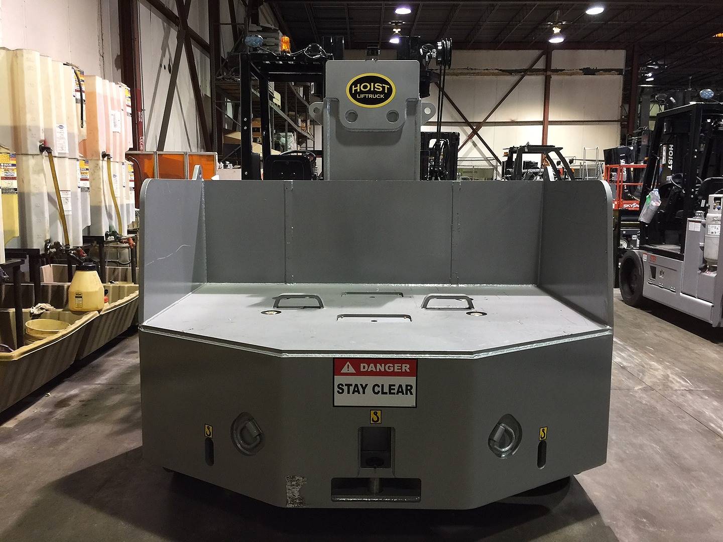 2017 Dual Fuel Hoist Liftruck FR 60/80 Cushion Tire 4 Wheel Sit Down ...