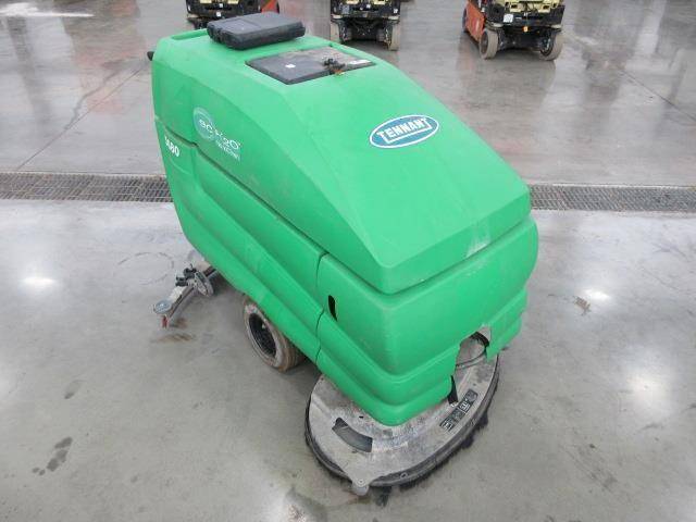 2015 Electric Tennant 5680