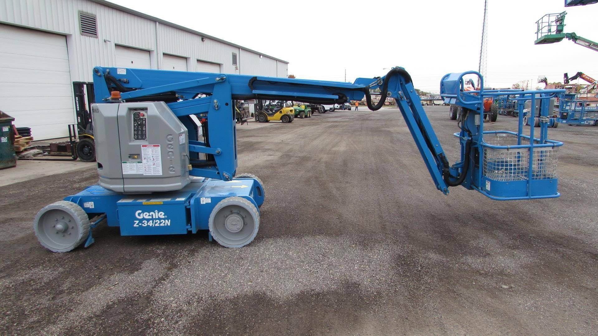 2011 Electric Genie Z34/22N Articulated Boom