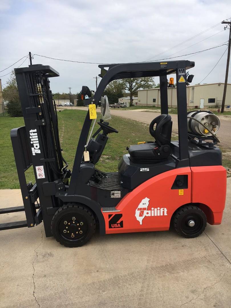 2019 LP Gas Tailift ZFG25C Cushion Tire 4 Wheel Sit Down (Indoor Warehouse)