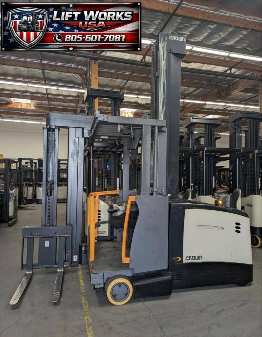 2008 Electric Crown Electric Man Up Swing Reach Turret | Eliftruck