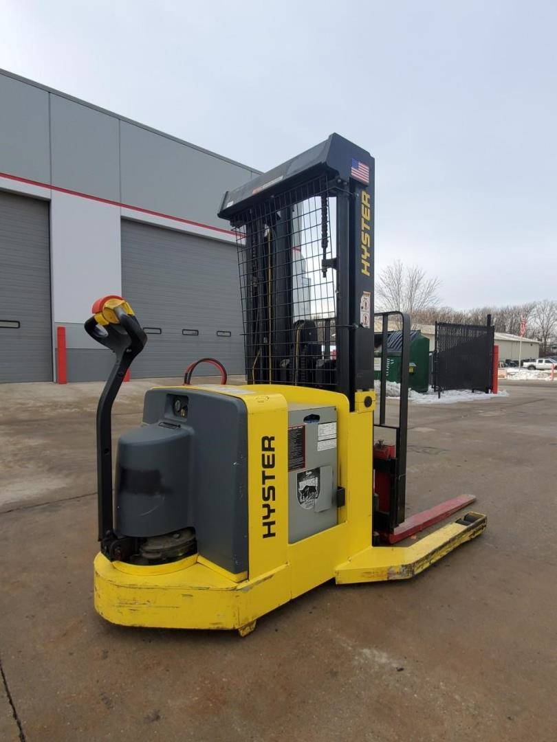 2015 Electric Hyster W30ZR Electric Walkie Straddle Stacker Reach