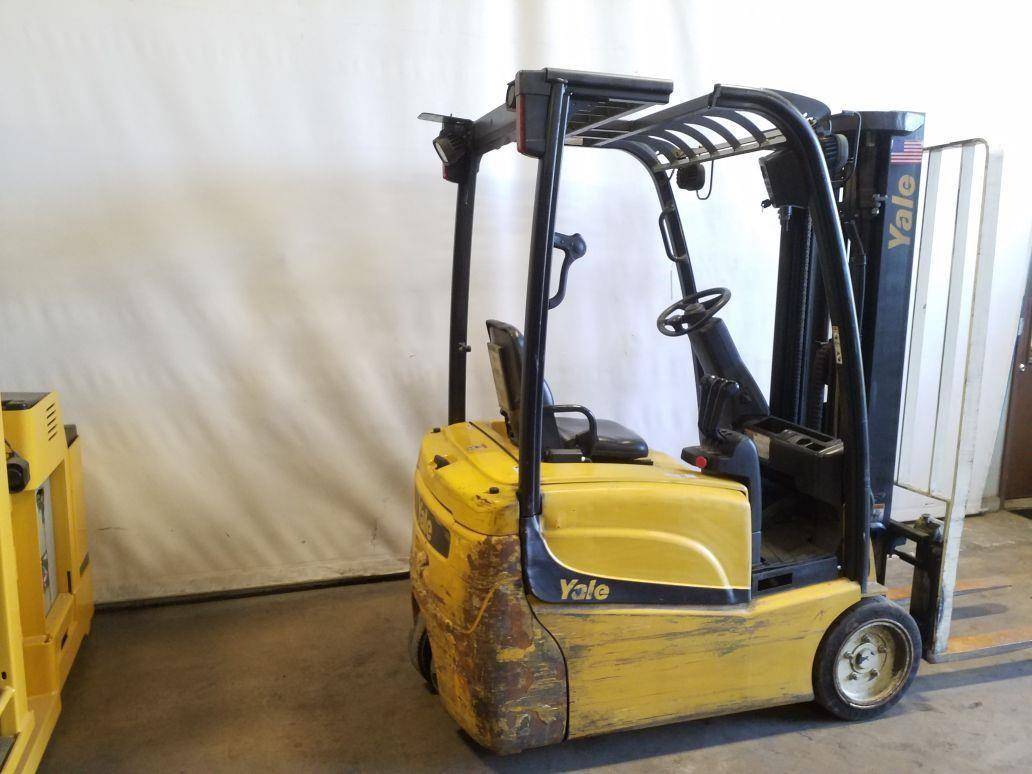 2012 Electric Yale ERP030VT Electric 3 Wheel Sit Down