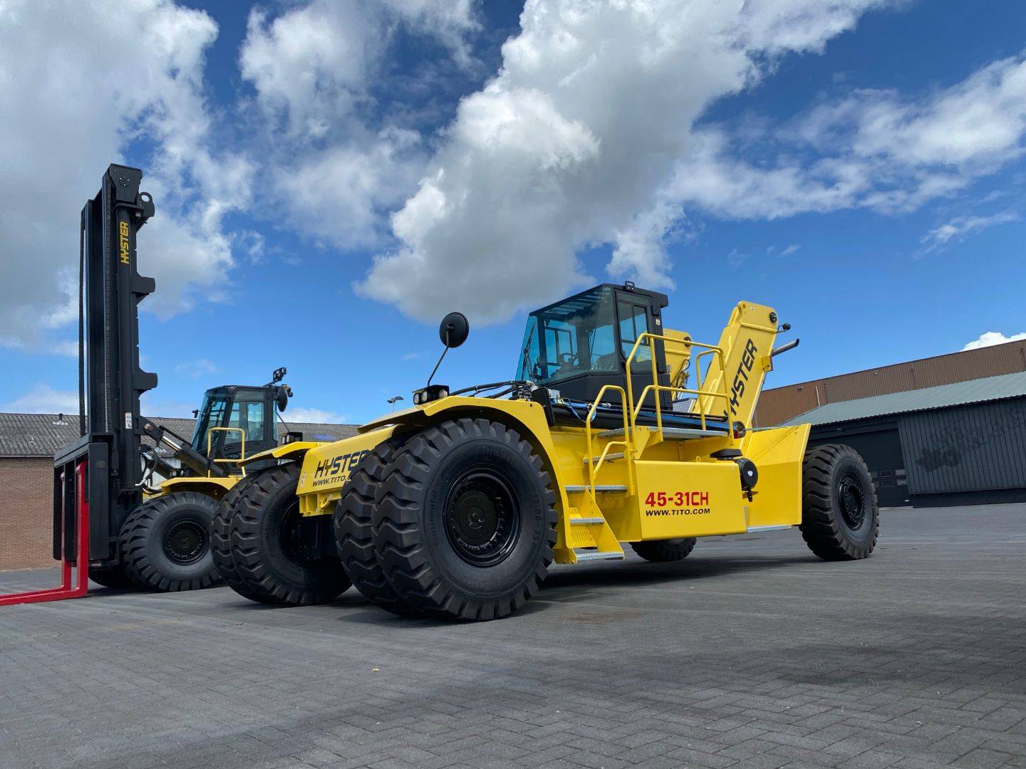 2020 Diesel Hyster RS45-31CH Container Handlers (Loaded/Empty)