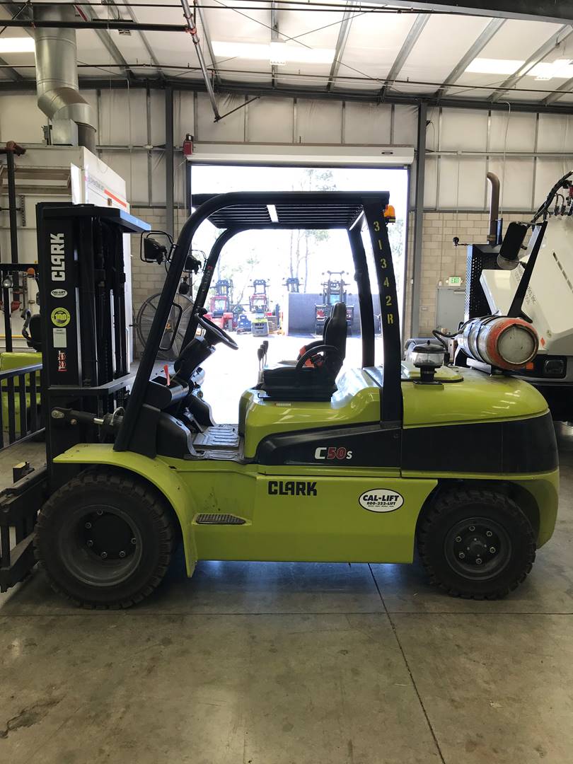 2019 LP Gas Clark C50S Pneumatic Tire 4 Wheel Sit Down