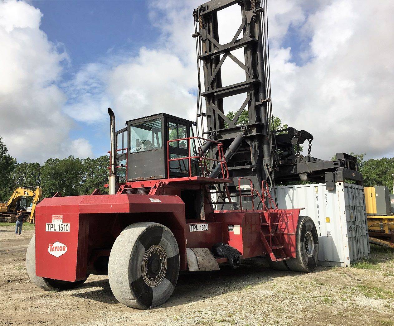 1990 Diesel Taylor TEC950L Container Handlers (Loaded/Empty)