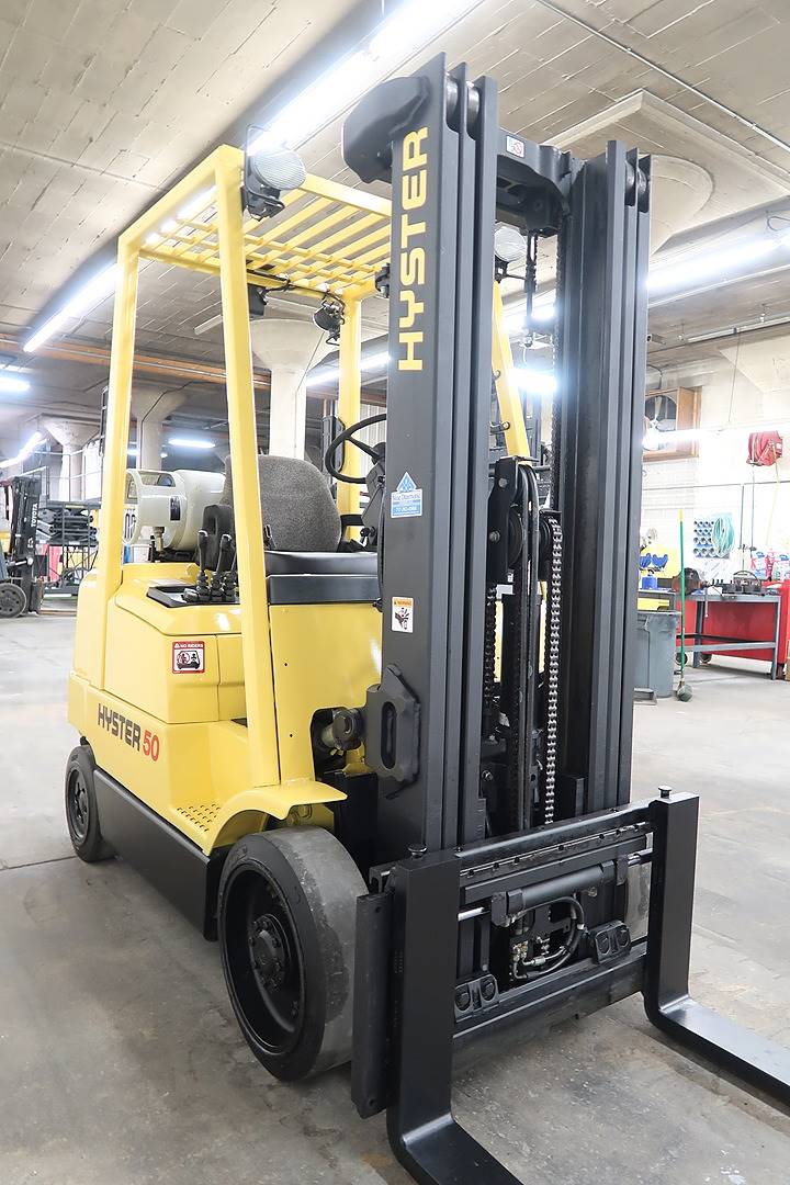 2003 LP Gas Hyster S50XM Cushion Tire 4 Wheel Sit Down (Indoor Warehouse)