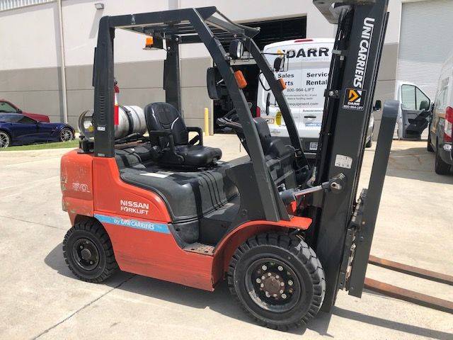 2013 LP Gas Nissan MP1F2A25LV / UNICARRIER PF50LP Pneumatic Tire 4 ...