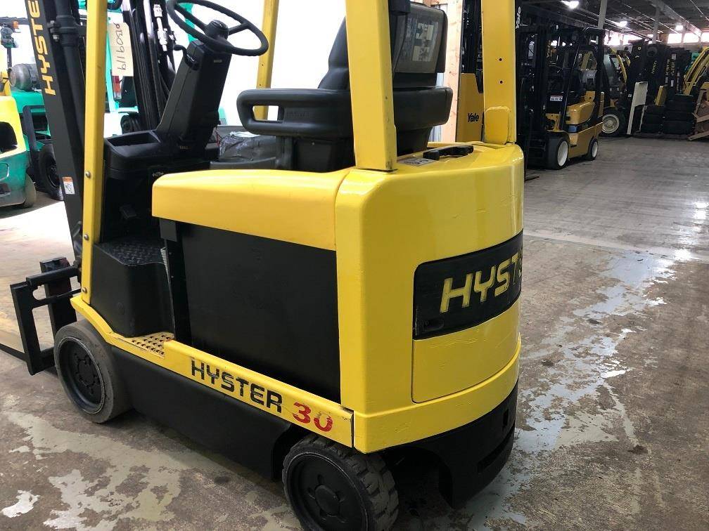 1996 Electric Hyster E30XM Electric 4 Wheel Sit Down