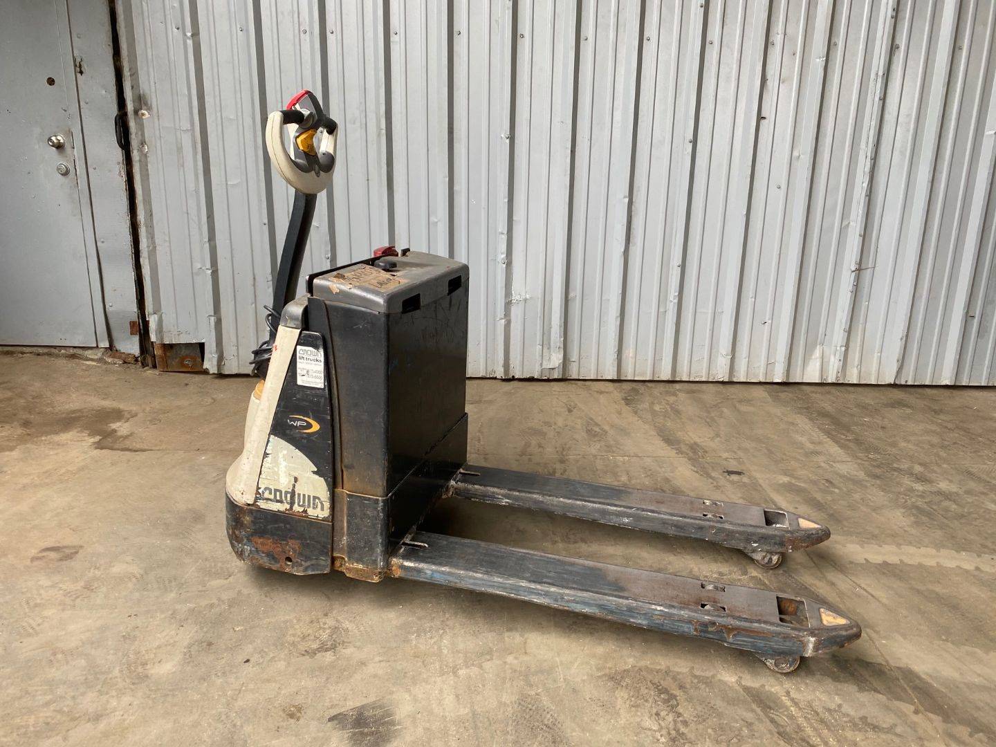 2016 Electric Crown WP3035-45 Electric Walkie Pallet Jack
