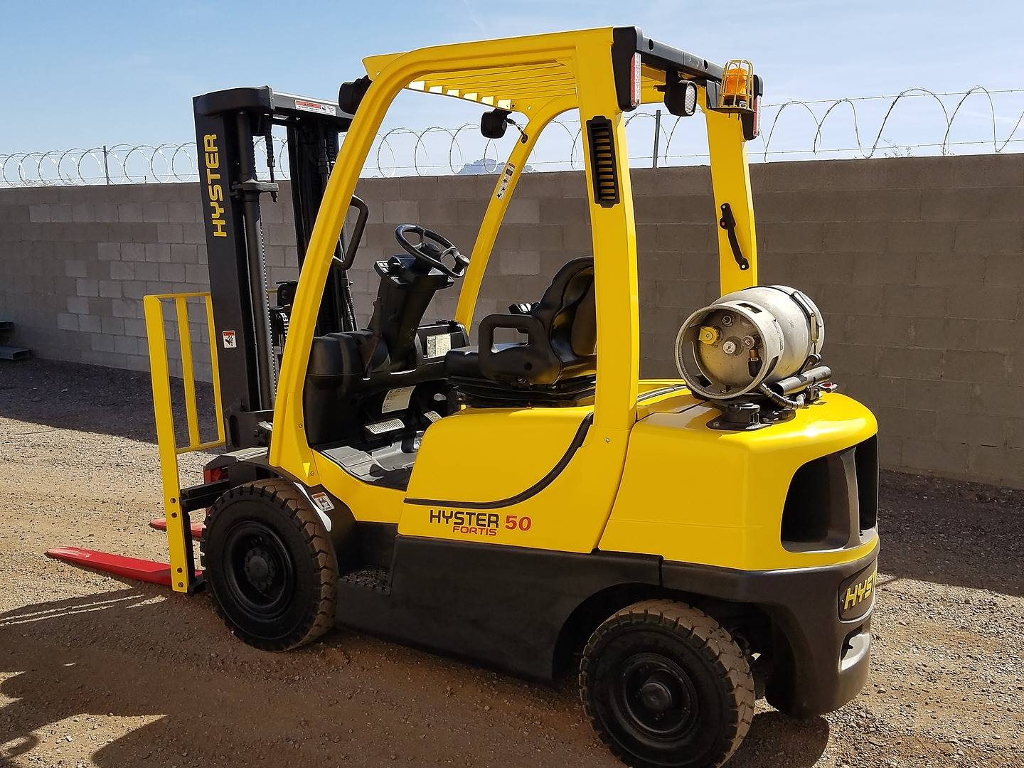 2013 LP Gas Hyster H50FT Pneumatic Tire 4 Wheel Sit Down