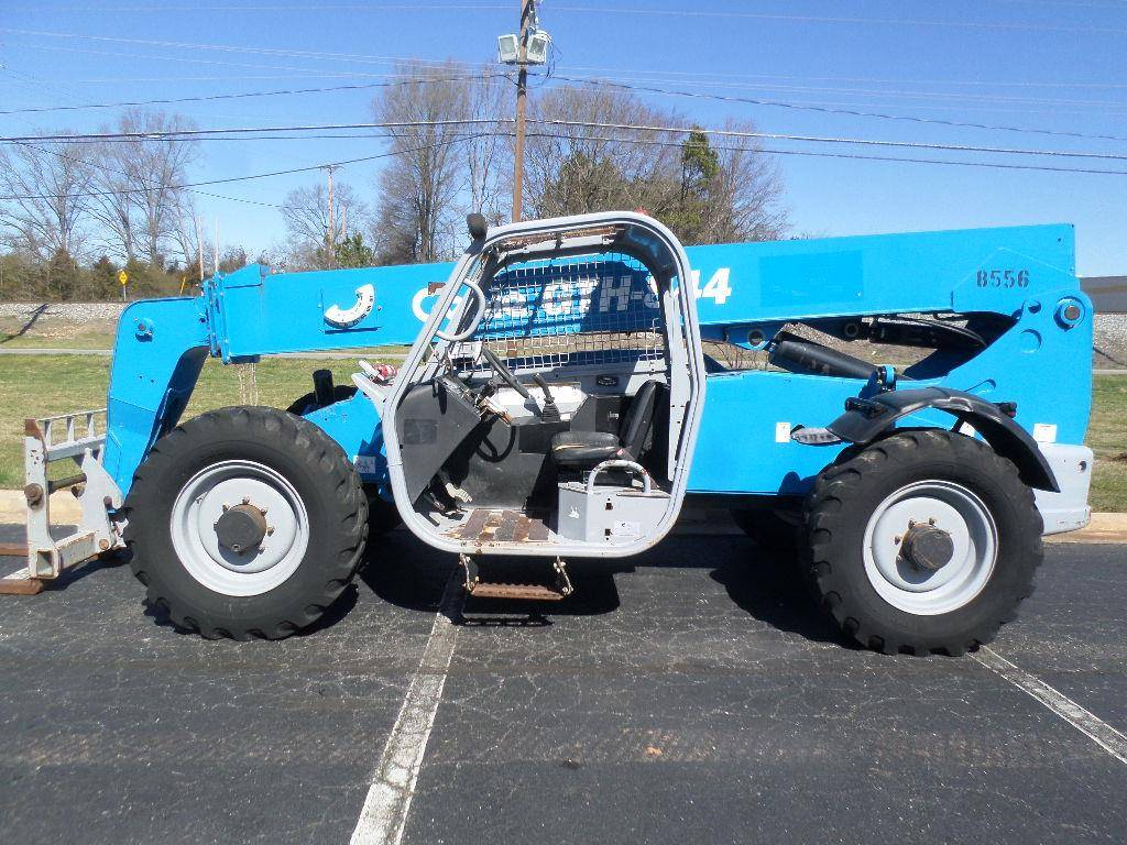 2014 Diesel Genie GTH-844 Telehandlers (Telescopic Mast)