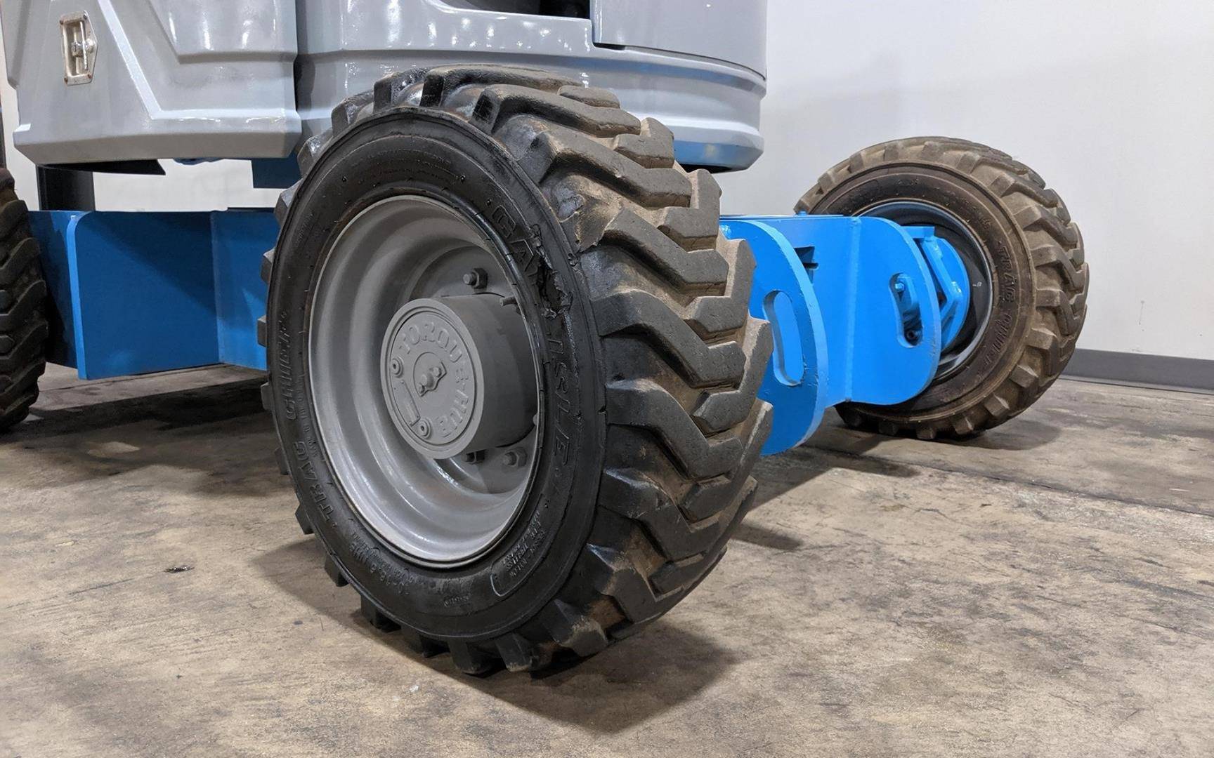 2002 Bi-Energy Genie Z34/22N Articulated Boom