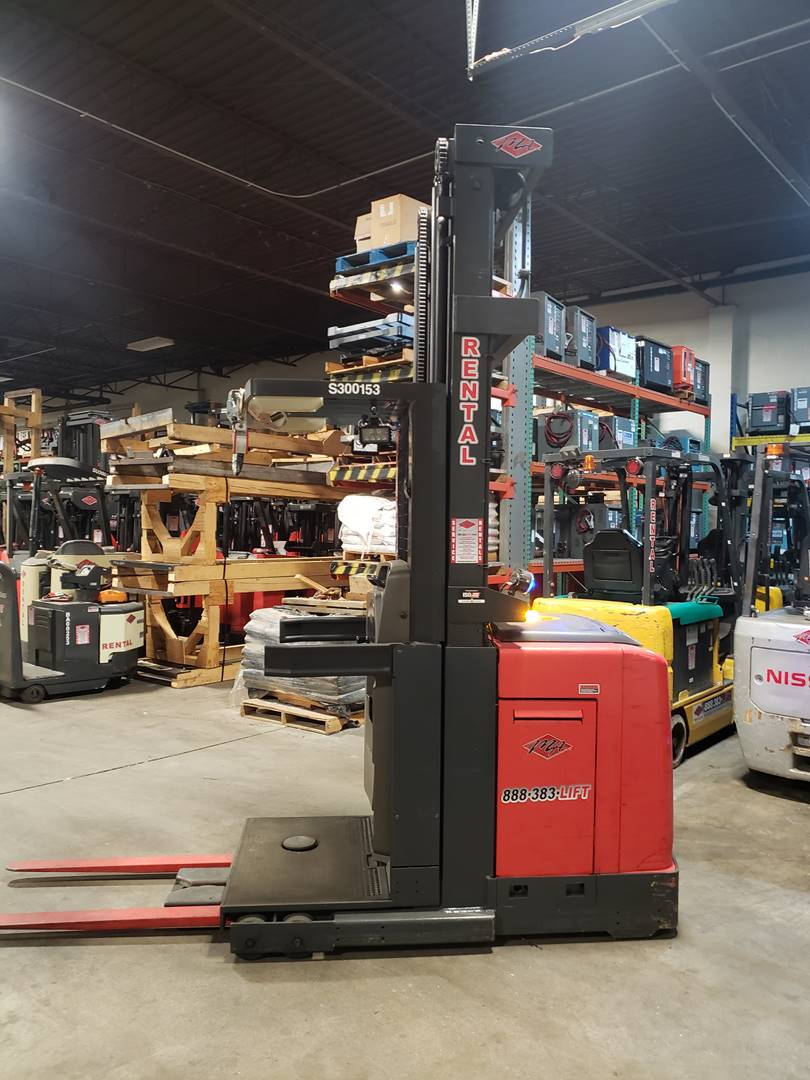 2008 Electric Raymond 560-OPC30TT Electric Order Picker