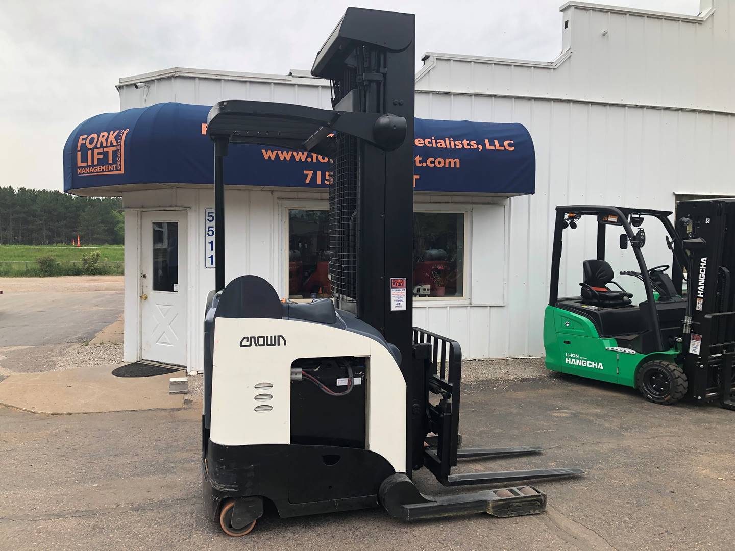 25 Used Crown RD5725-32 Equipment for Sale