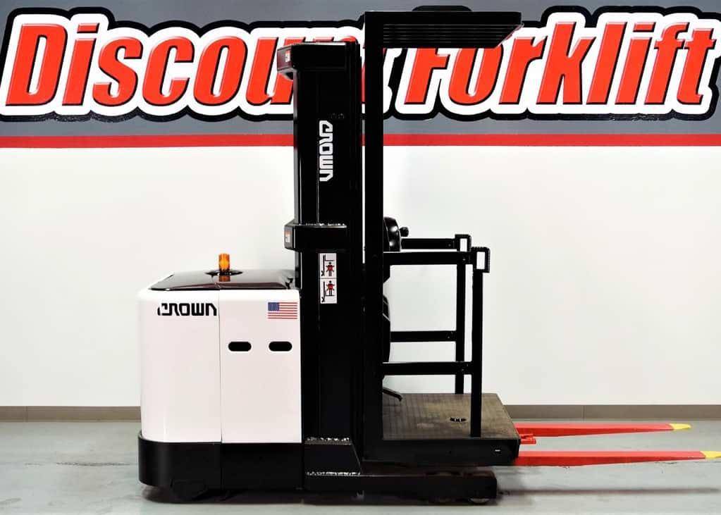 2005 Electric Crown Electric Order Picker | Eliftruck