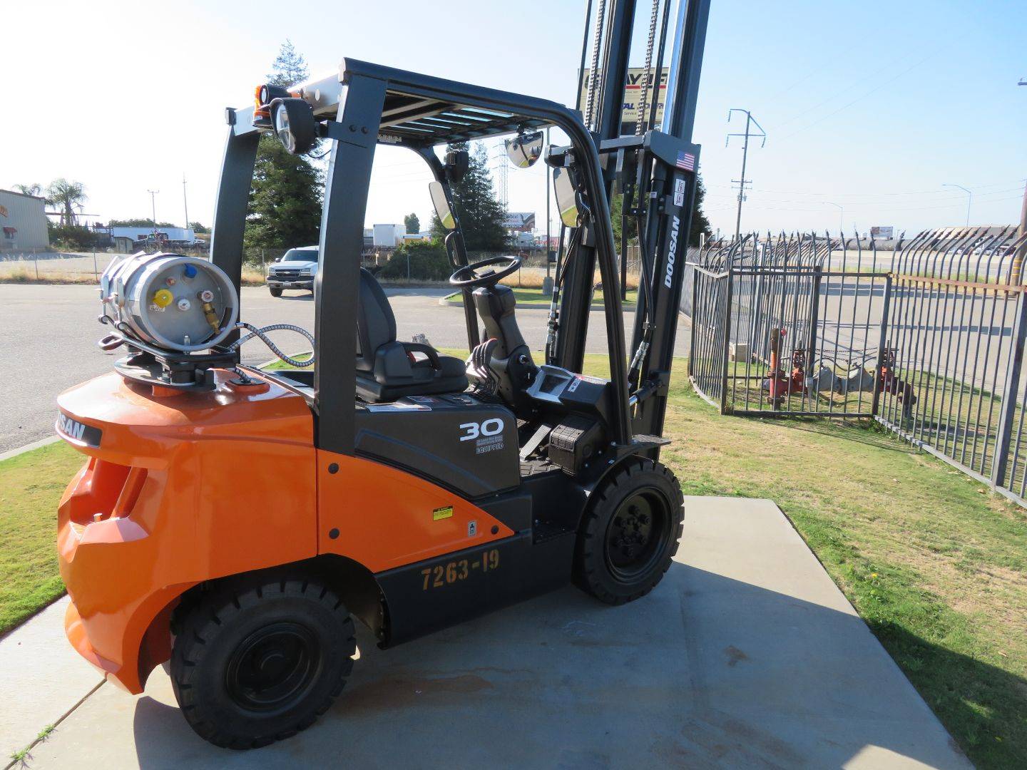 2019 LP Gas Doosan G30N-7LP Pneumatic Tire 4 Wheel Sit Down