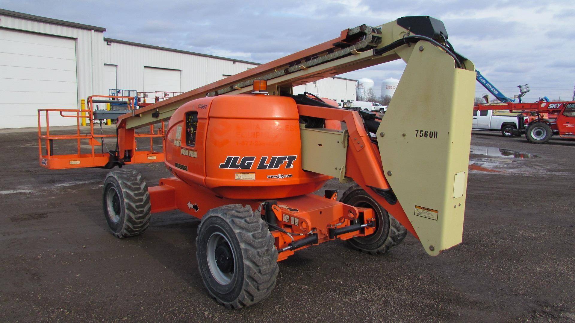 2002 Diesel JLG 600A Articulated Boom