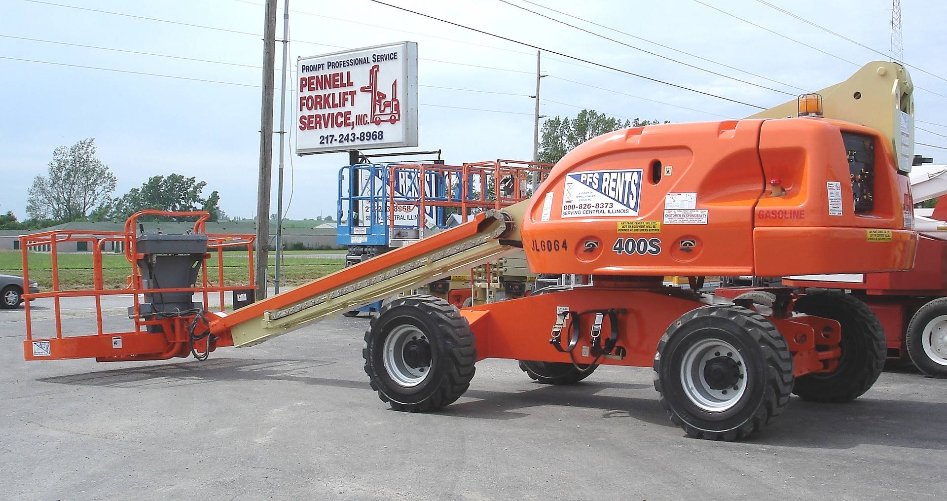2001 Dual Fuel JLG 400S Boom Lift