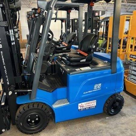 2023 Electric BYD Pneumatic Tire 4 Wheel Sit Down | Eliftruck