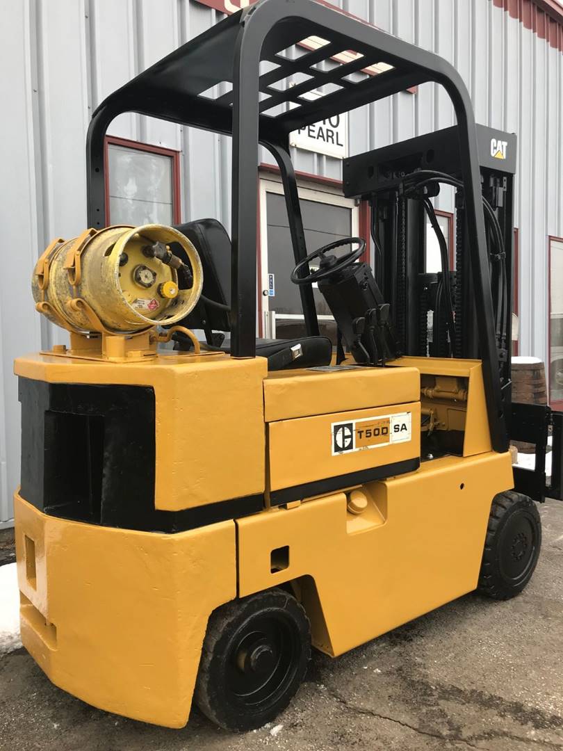 LP Gas Cat T50D-SA Cushion Tire 4 Wheel Sit Down (Indoor Warehouse)