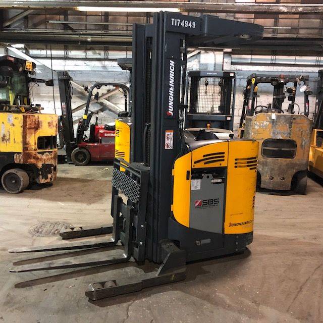 2013 Electric Jungheinrich ETR340 Electric Narrow Aisle Single Reach
