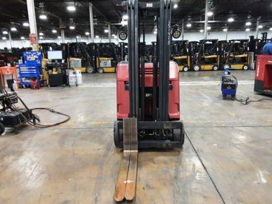 2014 Electric Raymond 425 C40TT Electric Stand Up End Control (Docker)