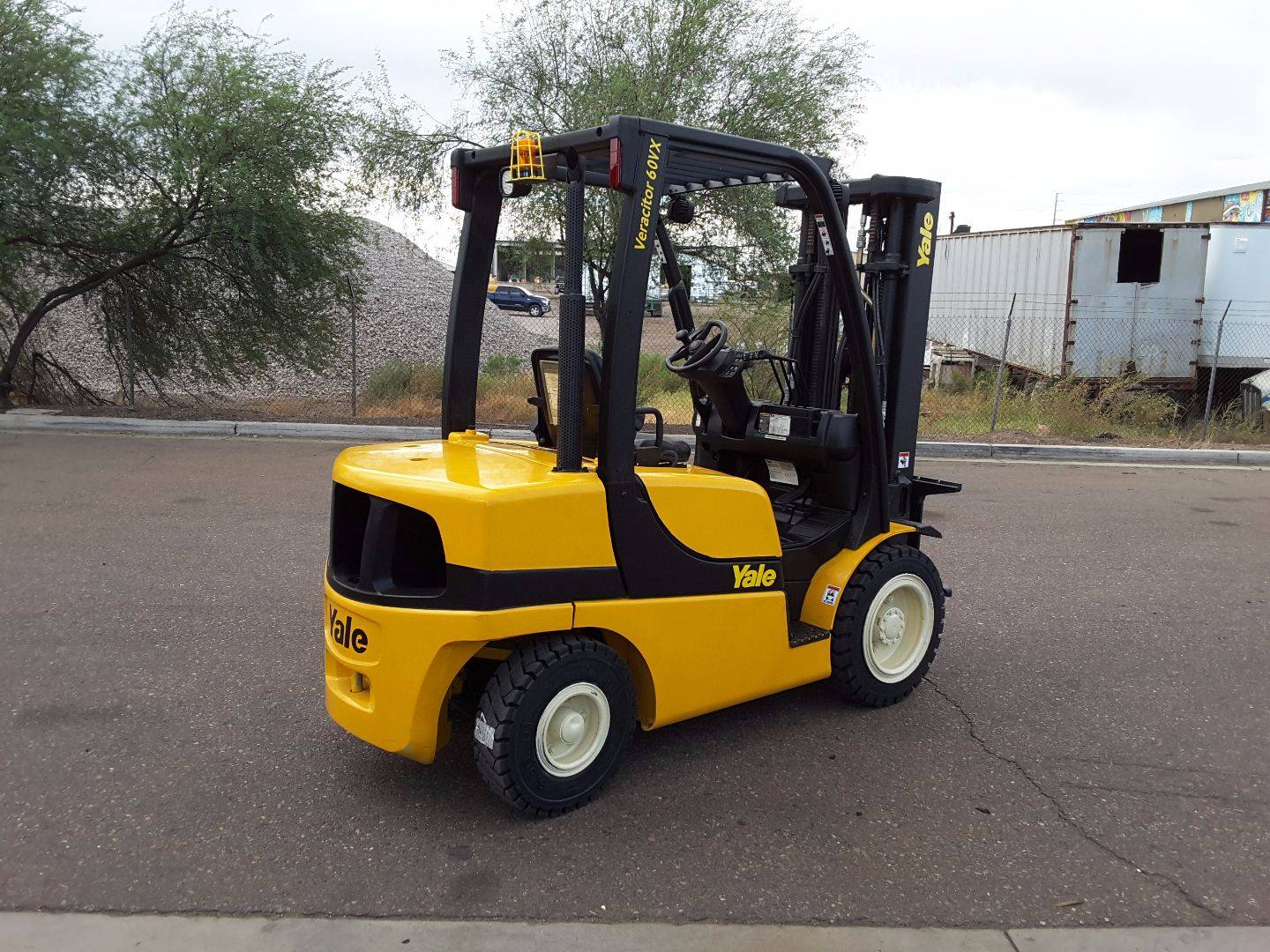 2014 LP Gas Yale GLP060VX Pneumatic Tire 4 Wheel Sit Down