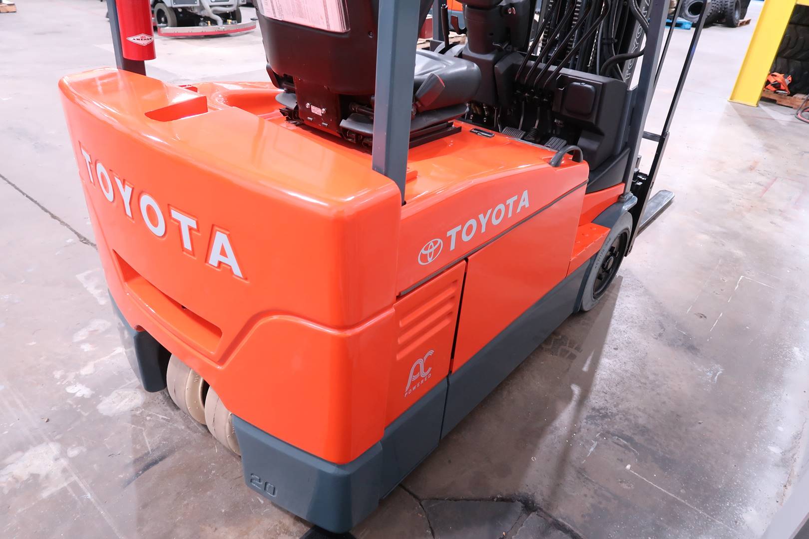 2015 Electric Toyota 7FBEU20 Electric 3 Wheel Sit Down