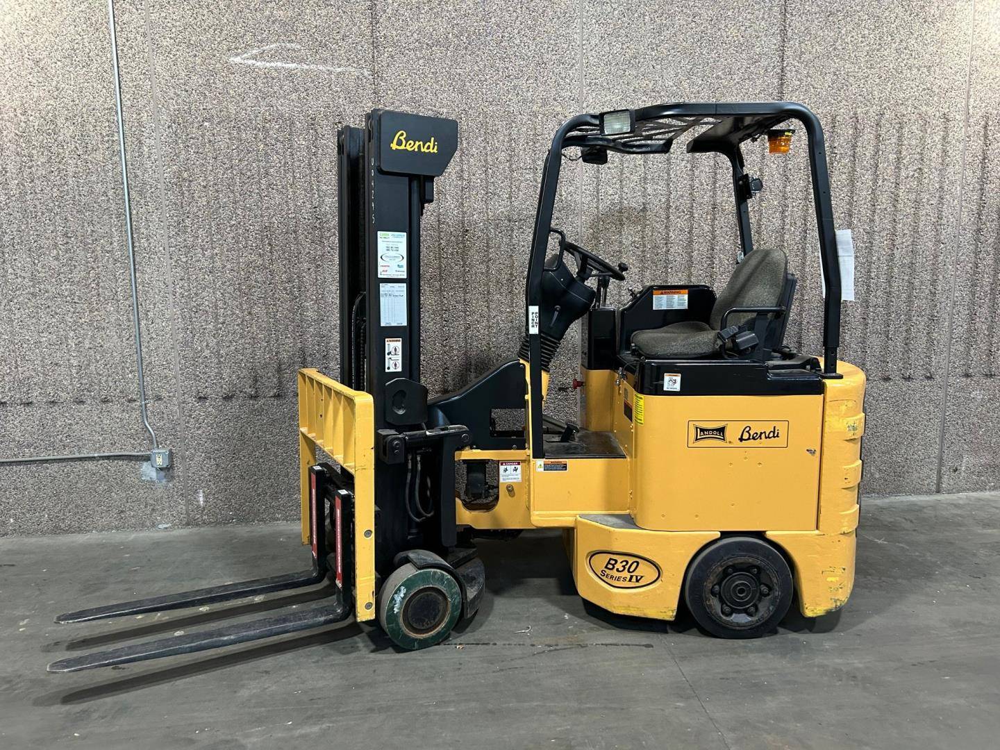 226 Used Side Loaders for Sale