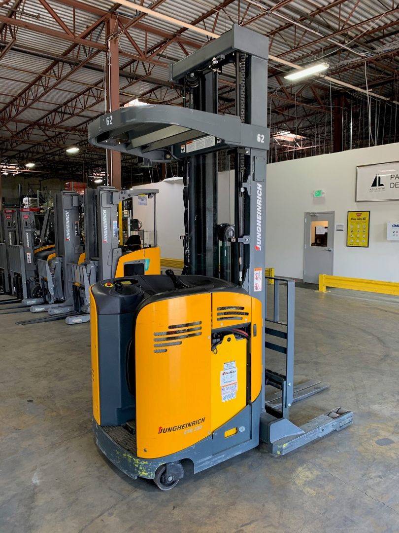 2013 Electric Jungheinrich ETR230 Electric Narrow Aisle Single Reach