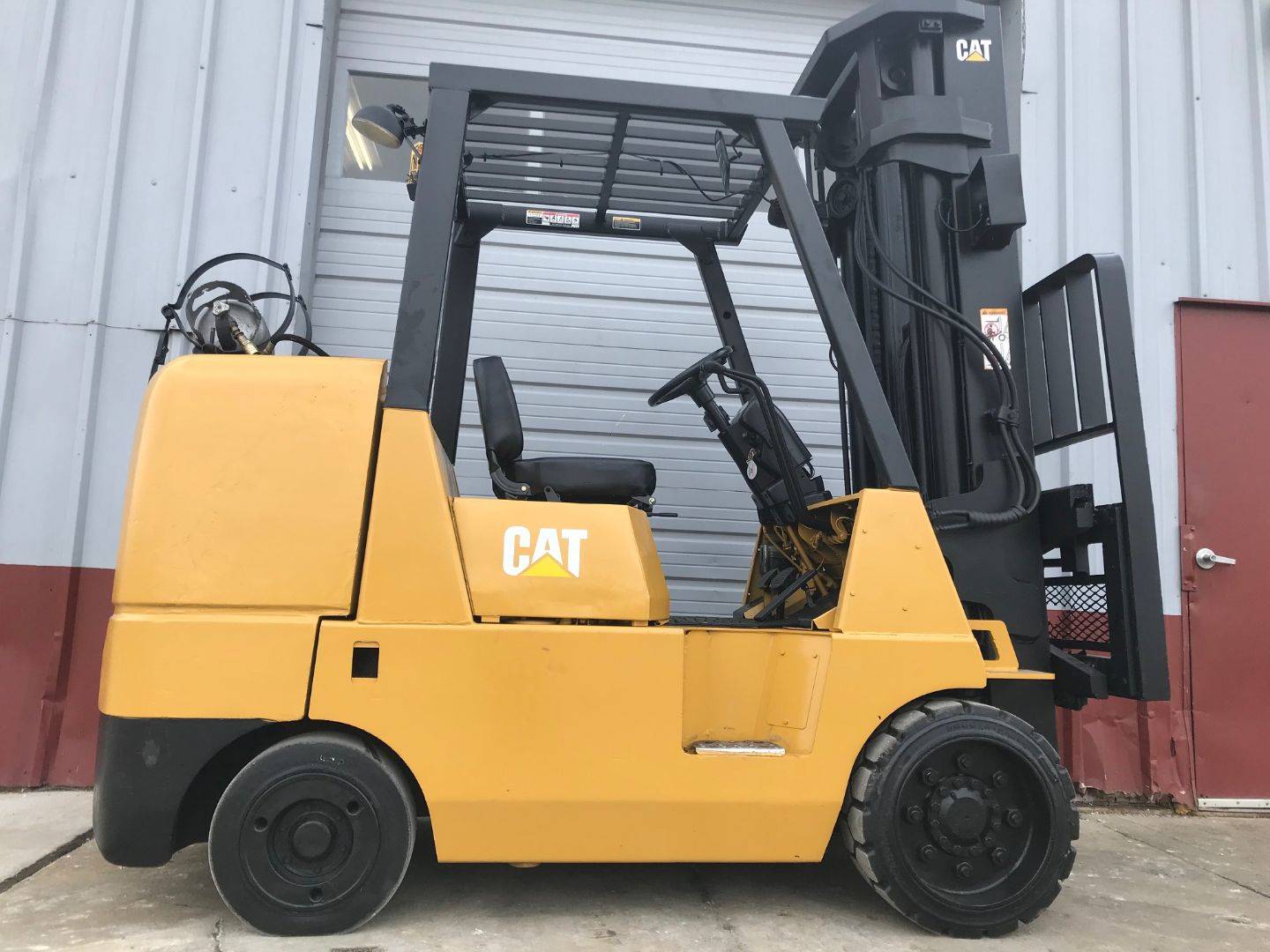 2001 LP Gas Cat GC45K-SWB Cushion Tire 4 Wheel Sit Down (Indoor Warehouse)