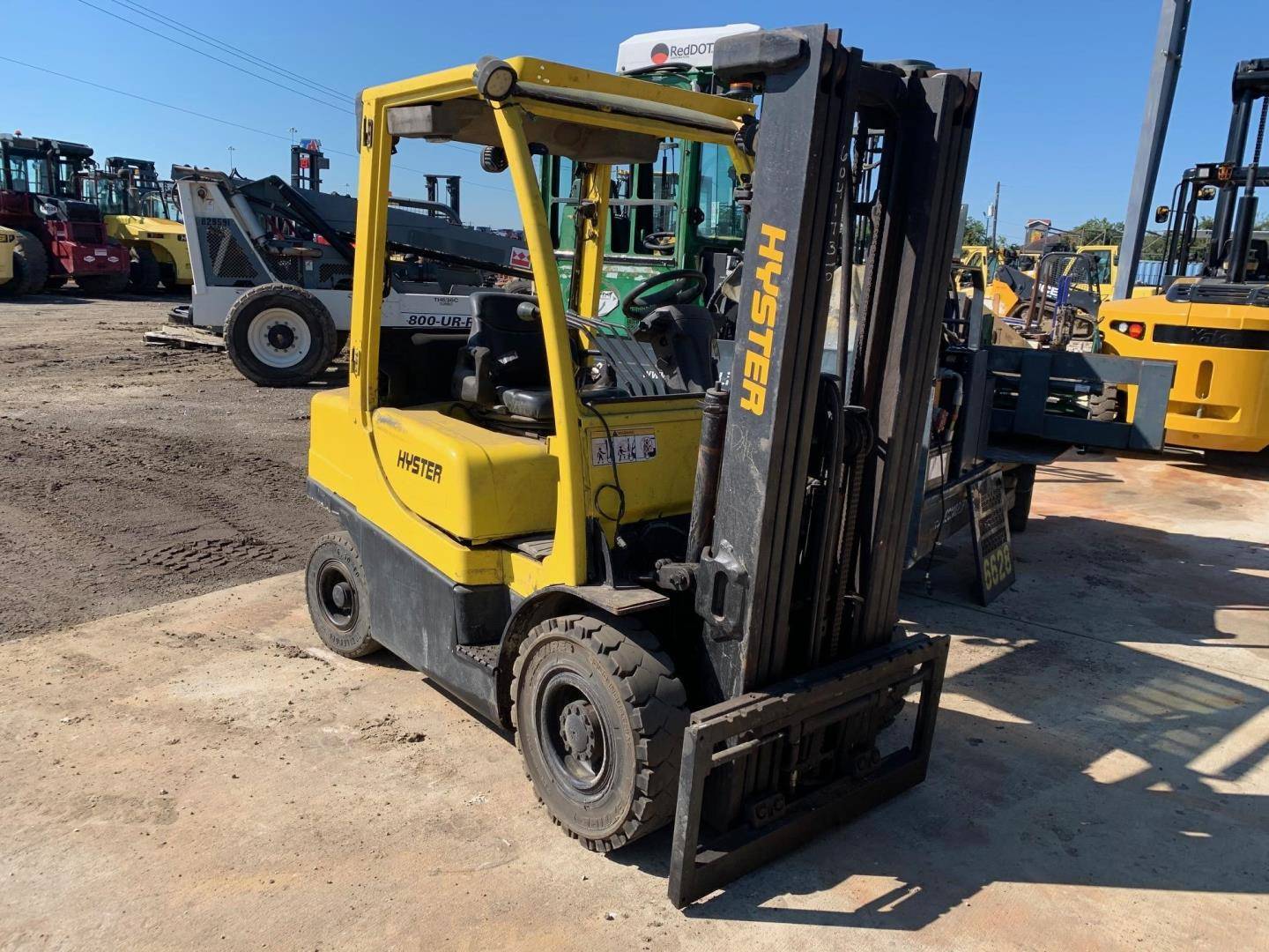 2009 Diesel Hyster H60FT Pneumatic Tire 4 Wheel Sit Down