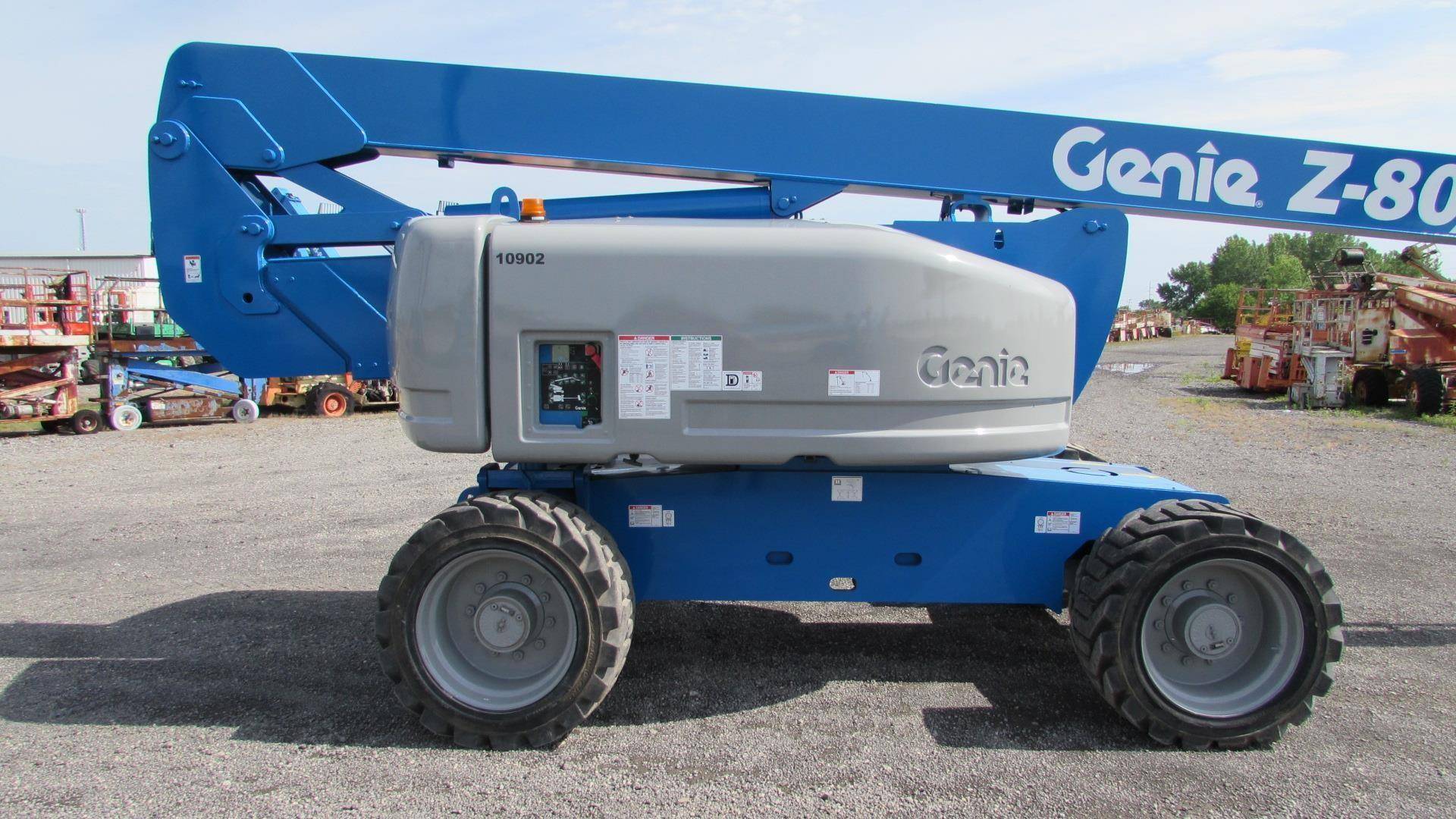 2010 Diesel Genie Z80/60 Articulated Boom