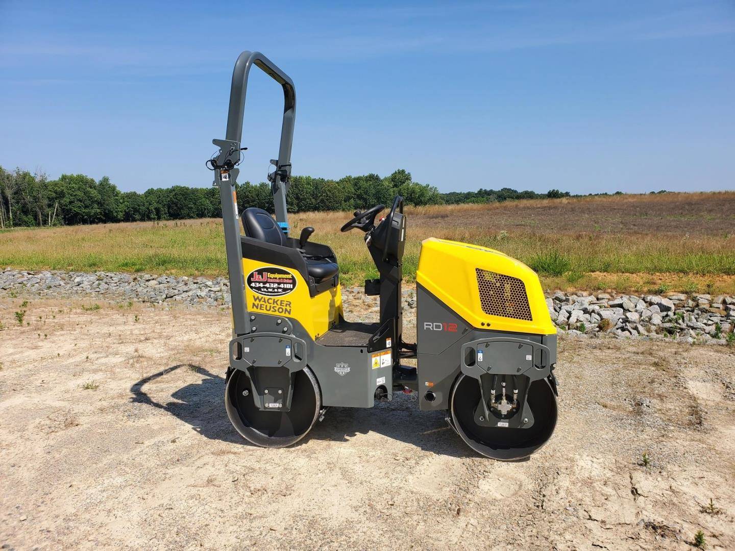 2020 Wacker Neuson RD12A-90 Earth Moving and Construction