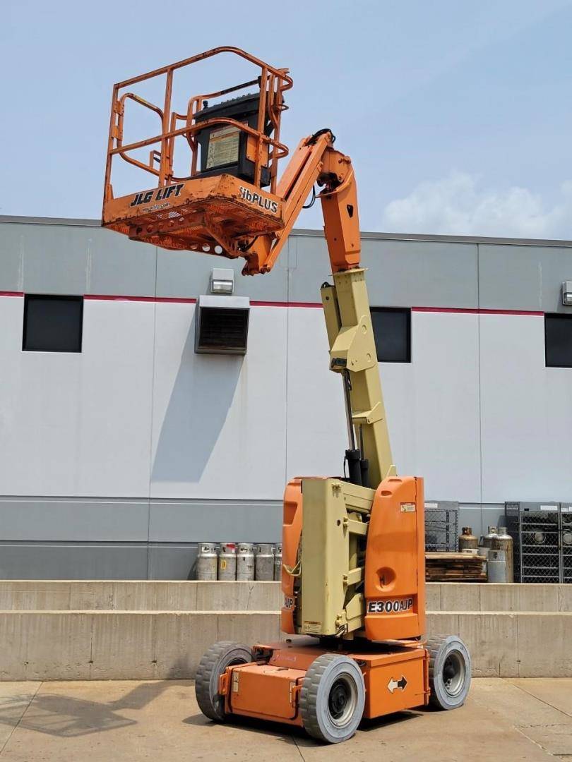 2007 Electric JLG E300AJP Articulated Boom